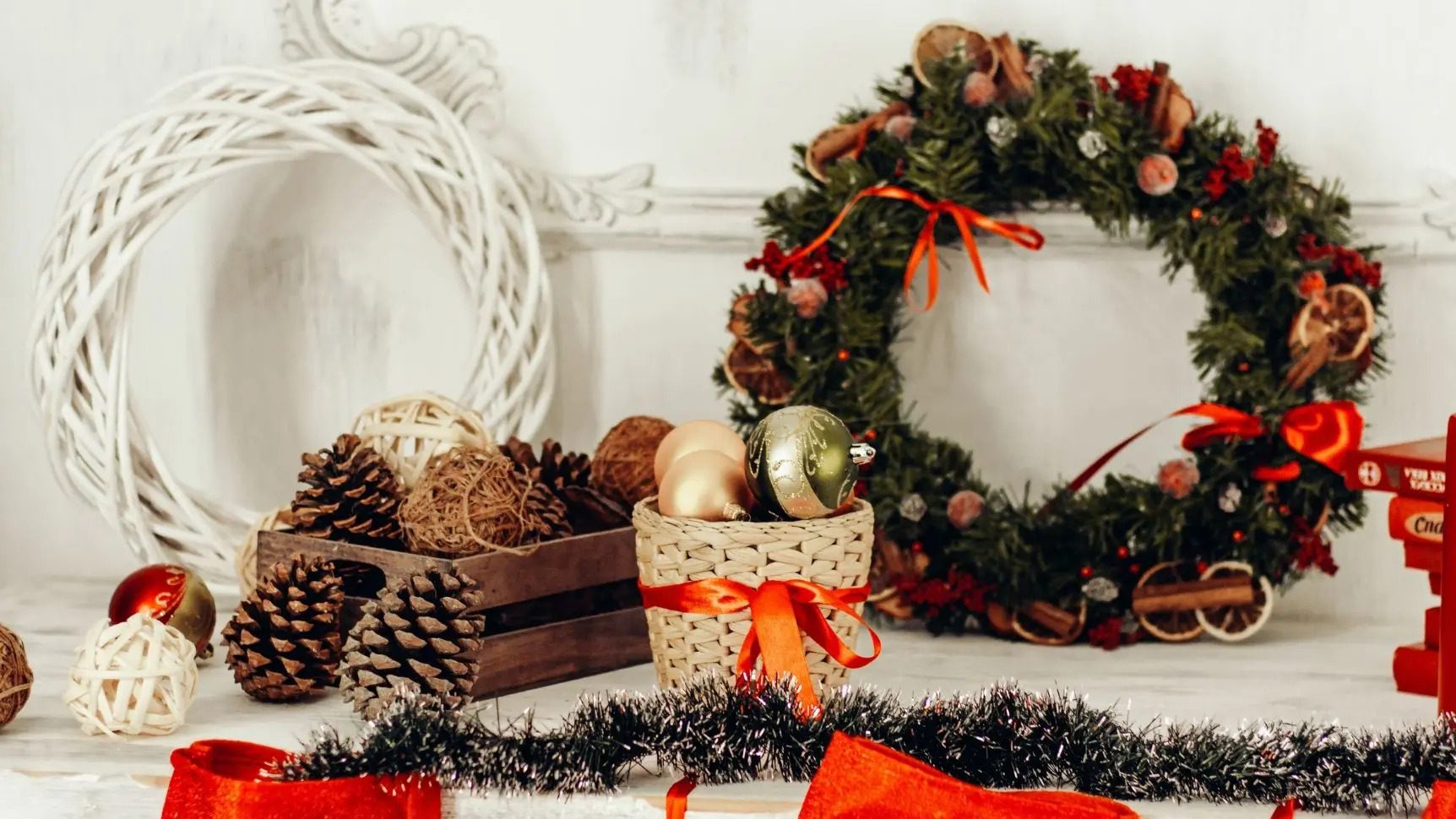 Maximise Your Christmas Sales with Strategic Leaflet Advertising